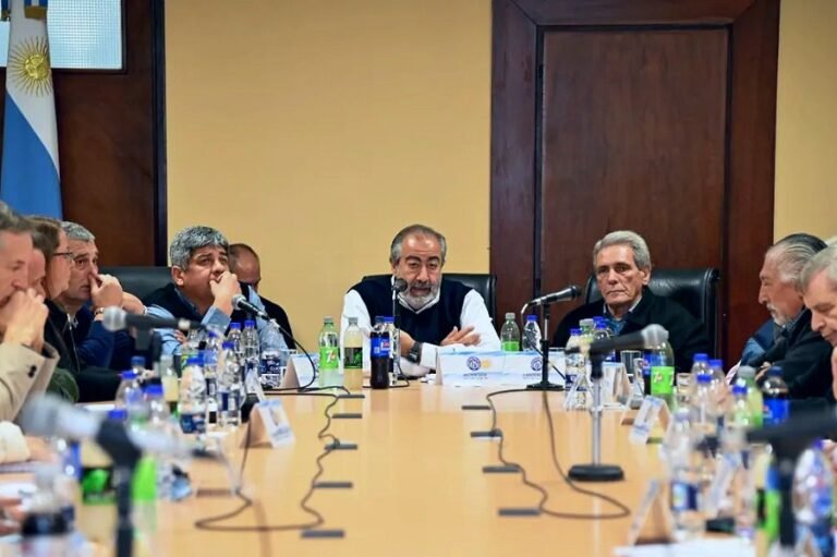 La marcha de la CGT ante la crisis y el crecimiento de la protesta ...